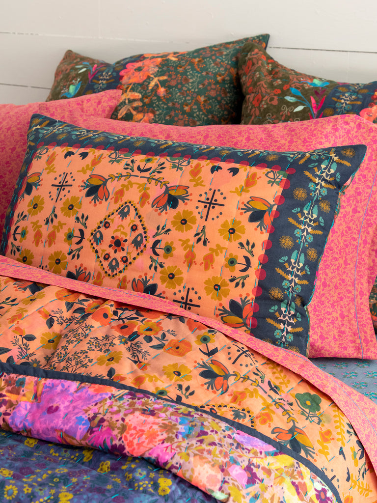 Bungalow Reversible Quilt - Maia – Natural Life